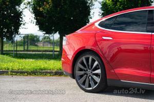 Sarkans Tesla Model S 2015 Tartu, ar dzinēja tilpumu 0.00 L un nobraukumu 178 tūkst. km par 19999 €, foto 7 vietnē AUTOMOTO.COM.LV