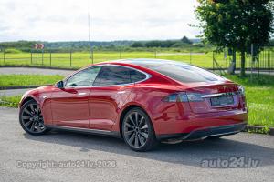 Sarkans Tesla Model S 2015 Tartu, ar dzinēja tilpumu 0.00 L un nobraukumu 178 tūkst. km par 19999 €, foto 10 vietnē AUTOMOTO.COM.LV