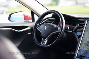 Sarkans Tesla Model S 2015 Tartu, ar dzinēja tilpumu 0.00 L un nobraukumu 178 tūkst. km par 19999 €, foto 19 vietnē AUTOMOTO.COM.LV
