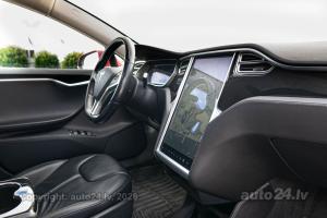 Sarkans Tesla Model S 2015 Tartu, ar dzinēja tilpumu 0.00 L un nobraukumu 178 tūkst. km par 19999 €, foto 23 vietnē AUTOMOTO.COM.LV