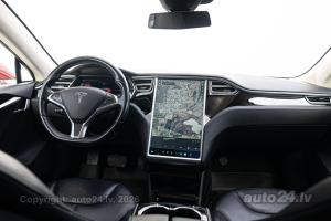 Sarkans Tesla Model S 2015 Tartu, ar dzinēja tilpumu 0.00 L un nobraukumu 178 tūkst. km par 19999 €, foto 24 vietnē AUTOMOTO.COM.LV