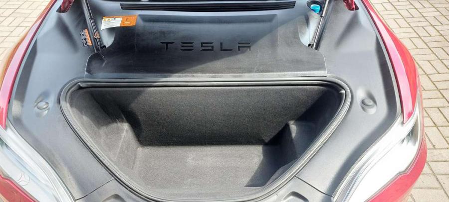 Sarkans Tesla Model S 2016 Kauņa, ar dzinēja tilpumu 0.00 L un nobraukumu 200 tūkst. km par 18300 €, foto 12 vietnē AUTOMOTO.COM.LV