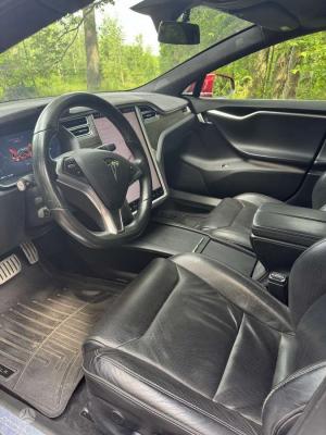 Sarkans Tesla Model S 2016 Kauņa, ar dzinēja tilpumu 0.00 L un nobraukumu 200 tūkst. km par 18300 €, foto 13 vietnē AUTOMOTO.COM.LV