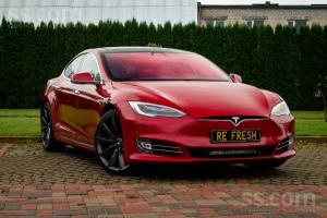 Sarkans Tesla Model S 2017 Jelgava, ar dzinēja tilpumu 0.00 L un nobraukumu 204 tūkst. km par 17990 €, foto  vietnē AUTOMOTO.COM.LV