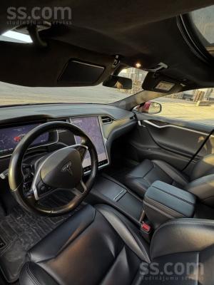 Sarkans Tesla Model S 2017 Ogre, ar dzinēja tilpumu 0.00 L un nobraukumu 140 tūkst. km par 21999 €, foto 7 vietnē AUTOMOTO.COM.LV