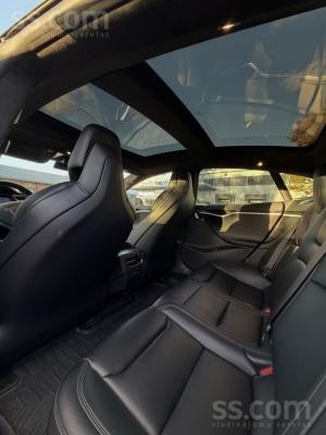 Sarkans Tesla Model S 2017 Ogre, ar dzinēja tilpumu 0.00 L un nobraukumu 140 tūkst. km par 21999 €, foto 9 vietnē AUTOMOTO.COM.LV
