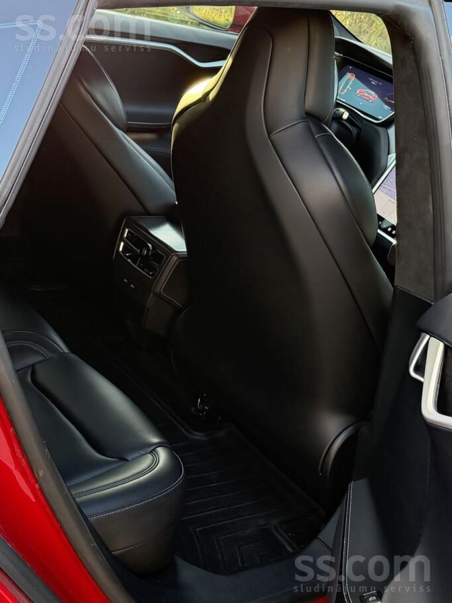 Sarkans Tesla Model S 2017 Ogre, ar dzinēja tilpumu 0.00 L un nobraukumu 140 tūkst. km par 21999 €, foto 10 vietnē AUTOMOTO.COM.LV