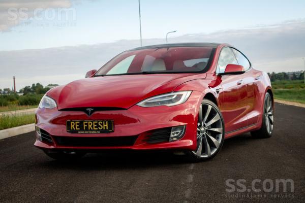 Sarkans Tesla Model S 2018 Jelgava, ar dzinēja tilpumu 0.00 L un nobraukumu 148 tūkst. km par 18900 €, foto 4 vietnē AUTOMOTO.COM.LV