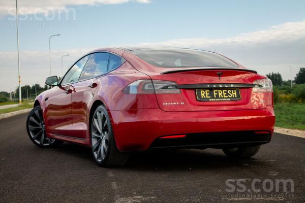 Sarkans Tesla Model S 2018 Jelgava, ar dzinēja tilpumu 0.00 L un nobraukumu 148 tūkst. km par 18900 €, foto 5 vietnē AUTOMOTO.COM.LV