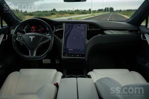 Sarkans Tesla Model S 2018 Jelgava, ar dzinēja tilpumu 0.00 L un nobraukumu 148 tūkst. km par 18900 €, foto 10 vietnē AUTOMOTO.COM.LV