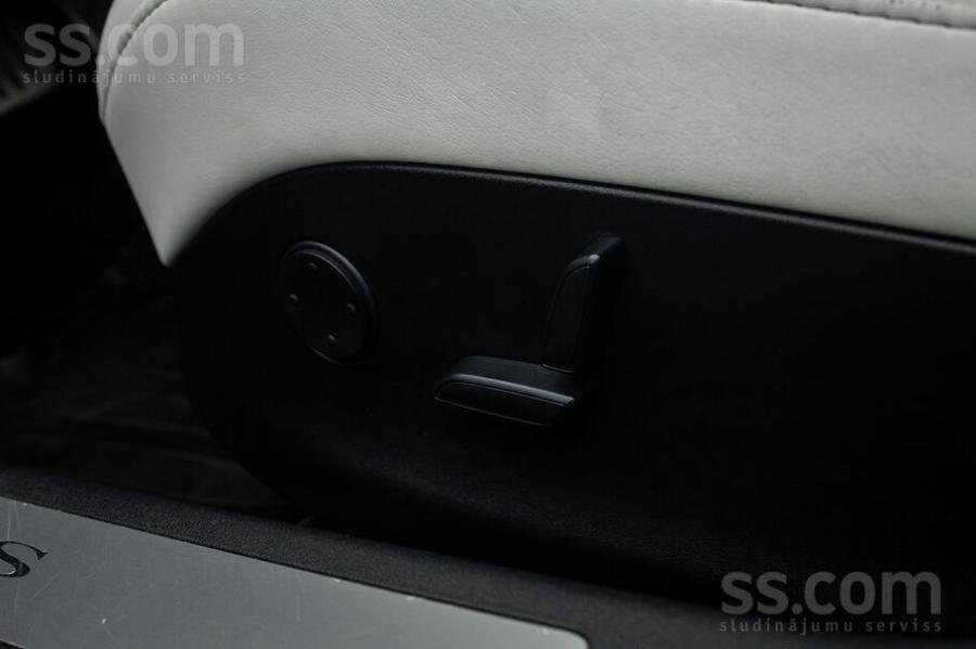 Sarkans Tesla Model S 2018 Jelgava, ar dzinēja tilpumu 0.00 L un nobraukumu 148 tūkst. km par 18900 €, foto 19 vietnē AUTOMOTO.COM.LV