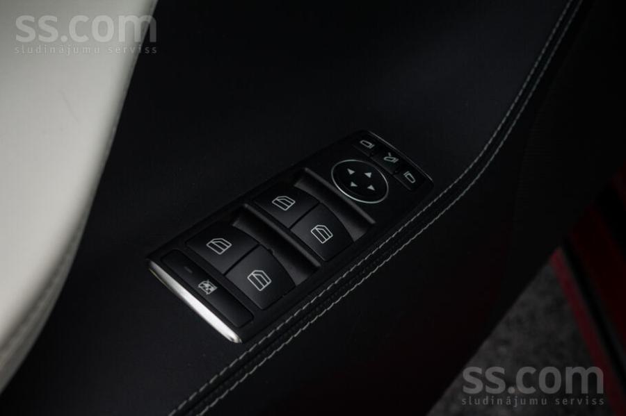 Sarkans Tesla Model S 2018 Jelgava, ar dzinēja tilpumu 0.00 L un nobraukumu 148 tūkst. km par 18900 €, foto 21 vietnē AUTOMOTO.COM.LV