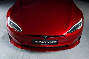 Red Tesla Model S 2023 in Vilnius, with an engine capacity of 0.00 L and mileage of 56 thousand km for 64998 €, photo 12 on AUTOMOTO.COM.LV