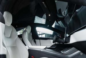 Red Tesla Model S 2023 in Vilnius, with an engine capacity of 0.00 L and mileage of 56 thousand km for 64998 €, photo 25 on AUTOMOTO.COM.LV