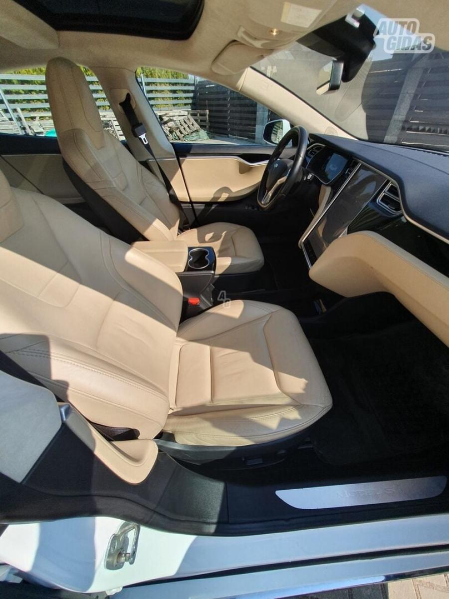 Tesla Model S 2015 in Vilnius, with an engine capacity of 0.00 L and mileage of 227 thousand km for 13500 €, photo 7 on AUTOMOTO.COM.LV