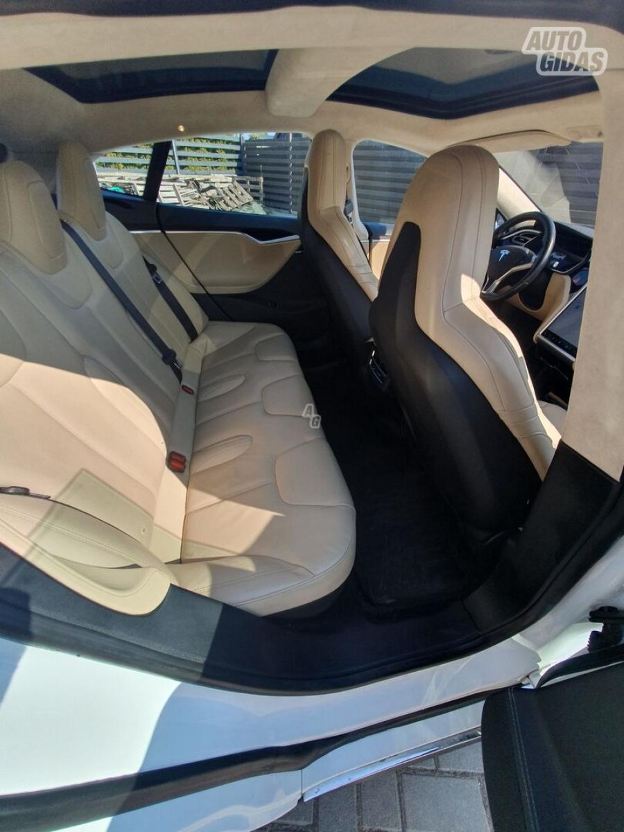 Tesla Model S 2015 in Vilnius, with an engine capacity of 0.00 L and mileage of 227 thousand km for 13500 €, photo 8 on AUTOMOTO.COM.LV