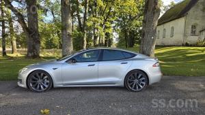 Tesla Model S 2016 in Riga, with an engine capacity of 0.00 L and mileage of 213 thousand km for 19400 €, photo 3 on AUTOMOTO.COM.LV