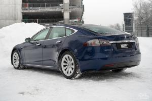 Tesla Model S 2017 in Vilnius, with an engine capacity of 0.00 L and mileage of 122 thousand km for 22500 €, photo 3 on AUTOMOTO.COM.LV
