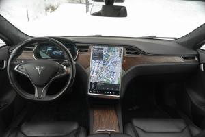 Tesla Model S 2017 in Vilnius, with an engine capacity of 0.00 L and mileage of 122 thousand km for 22500 €, photo 15 on AUTOMOTO.COM.LV