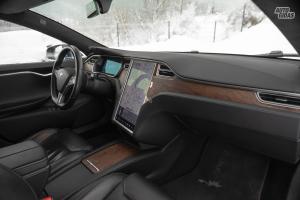 Tesla Model S 2017 in Vilnius, with an engine capacity of 0.00 L and mileage of 122 thousand km for 22500 €, photo 16 on AUTOMOTO.COM.LV