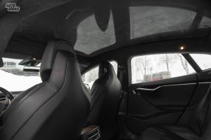 Tesla Model S 2017 in Vilnius, with an engine capacity of 0.00 L and mileage of 122 thousand km for 22500 €, photo 25 on AUTOMOTO.COM.LV
