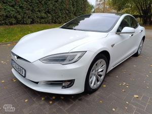 White Tesla Model S 2016 in Vilnius, with an engine capacity of 0.00 L and mileage of 32 thousand km for 25700 €, photo  on AUTOMOTO.COM.LV