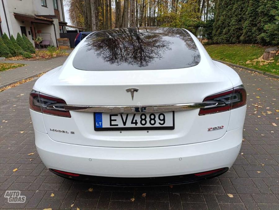 Balts Tesla Model S 2016 Viļņa, ar dzinēja tilpumu 0.00 L un nobraukumu 32 tūkst. km par 25700 €, foto 6 vietnē AUTOMOTO.COM.LV
