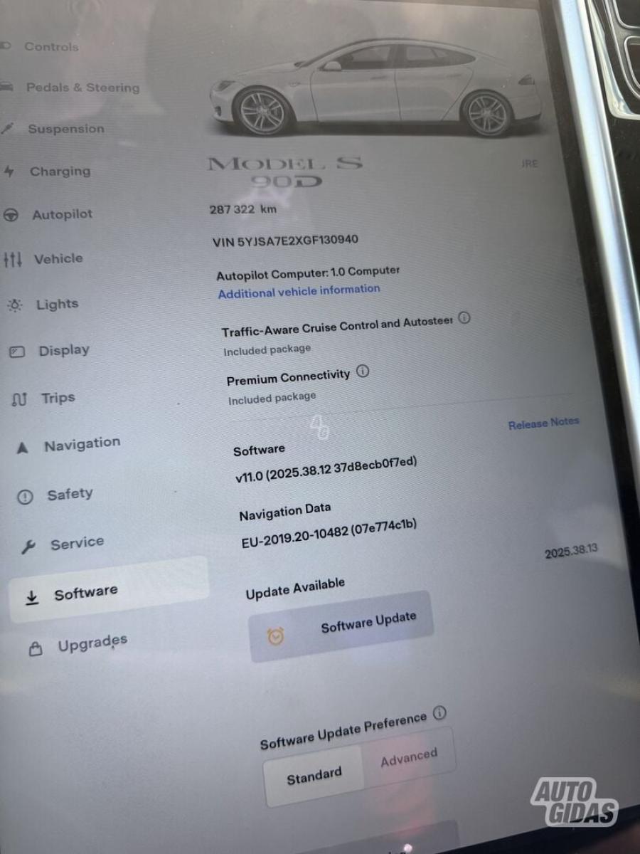 Balts Tesla Model S 2016 Kauņa, ar dzinēja tilpumu 0.00 L un nobraukumu 288 tūkst. km par 17000 €, foto 13 vietnē AUTOMOTO.COM.LV