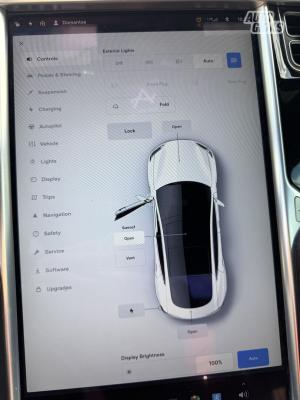 Balts Tesla Model S 2016 Kauņa, ar dzinēja tilpumu 0.00 L un nobraukumu 288 tūkst. km par 17000 €, foto 16 vietnē AUTOMOTO.COM.LV