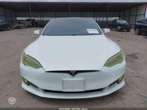 White Tesla Model S 2016 in Klaipeda, with an engine capacity of 0.00 L and mileage of 119 thousand km for 5300 €, photo 14 on AUTOMOTO.COM.LV