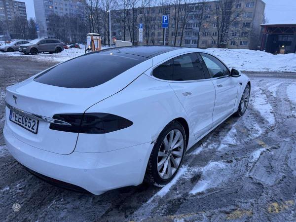 Balts Tesla Model S 2017 Kauņa, ar dzinēja tilpumu 0.00 L un nobraukumu 260 tūkst. km par 14500 €, foto 4 vietnē AUTOMOTO.COM.LV