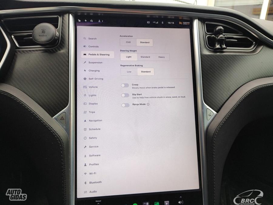 White Tesla Model S 2017 in Avizieniai, with an engine capacity of 0.00 L and mileage of 45 thousand km for 21900 €, photo 32 on AUTOMOTO.COM.LV