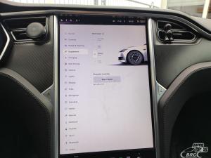 White Tesla Model S 2017 in Avizieniai, with an engine capacity of 0.00 L and mileage of 45 thousand km for 21900 €, photo 33 on AUTOMOTO.COM.LV