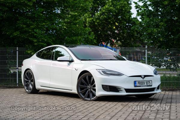 White Tesla Model S 2017 in Tartu, with an engine capacity of 0.00 L and mileage of 198 thousand km for 21500 €, photo 2 on AUTOMOTO.COM.LV