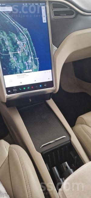 Balts Tesla Model S 2017 Rīga, ar dzinēja tilpumu 0.00 L un nobraukumu 277 tūkst. km par 16777 €, foto 4 vietnē AUTOMOTO.COM.LV