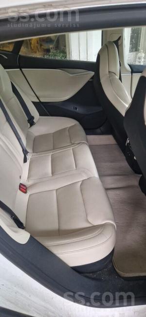 Balts Tesla Model S 2017 Rīga, ar dzinēja tilpumu 0.00 L un nobraukumu 277 tūkst. km par 16777 €, foto 7 vietnē AUTOMOTO.COM.LV