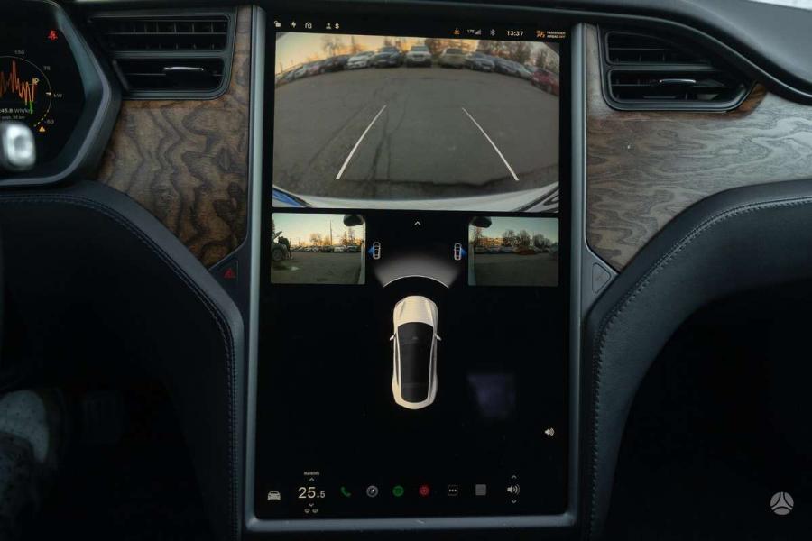 Balts Tesla Model S 2018 Viļņa, ar dzinēja tilpumu 0.00 L un nobraukumu 217 tūkst. km par 25900 €, foto 26 vietnē AUTOMOTO.COM.LV