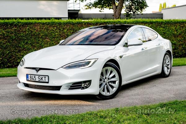 White Tesla Model S 2018 in Parnu, with an engine capacity of 0.00 L and mileage of 101 thousand km for 23990 €, photo 1 on AUTOMOTO.COM.LV