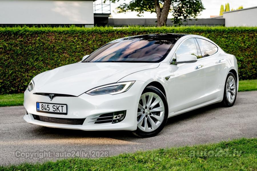 White Tesla Model S 2018 in Parnu, with an engine capacity of 0.00 L and mileage of 101 thousand km for 23990 €, photo 1 on AUTOMOTO.COM.LV