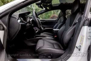 White Tesla Model S 2018 in Parnu, with an engine capacity of 0.00 L and mileage of 101 thousand km for 23990 €, photo 13 on AUTOMOTO.COM.LV