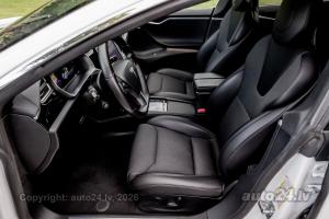 White Tesla Model S 2018 in Parnu, with an engine capacity of 0.00 L and mileage of 101 thousand km for 23990 €, photo 14 on AUTOMOTO.COM.LV