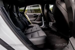 White Tesla Model S 2018 in Parnu, with an engine capacity of 0.00 L and mileage of 101 thousand km for 23990 €, photo 21 on AUTOMOTO.COM.LV
