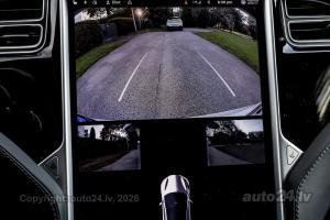 White Tesla Model S 2018 in Parnu, with an engine capacity of 0.00 L and mileage of 101 thousand km for 23990 €, photo 30 on AUTOMOTO.COM.LV