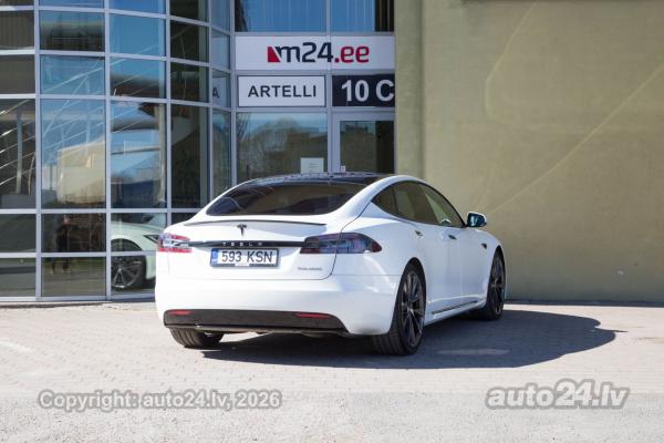 Balts Tesla Model S 2019 Tallina, ar dzinēja tilpumu 0.00 L un nobraukumu 140 tūkst. km par 35990 €, foto 2 vietnē AUTOMOTO.COM.LV