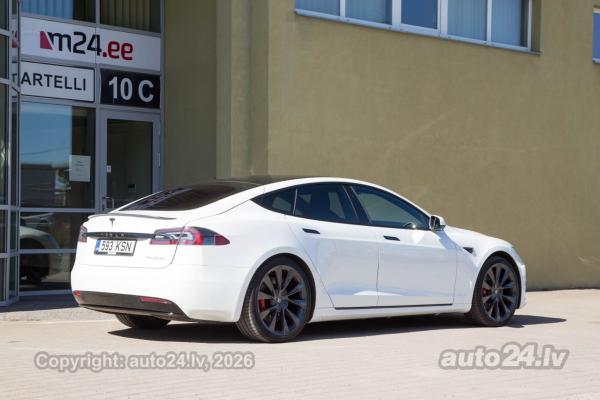 Balts Tesla Model S 2019 Tallina, ar dzinēja tilpumu 0.00 L un nobraukumu 140 tūkst. km par 35990 €, foto 8 vietnē AUTOMOTO.COM.LV