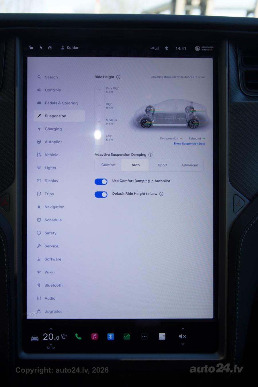 Белый Тесла Модель С 2019 в Таллин, объемом двигателя 0.00 л и пробегом 140 тыс. км за 35990 €, фото 17 на AUTOMOTO.COM.LV
