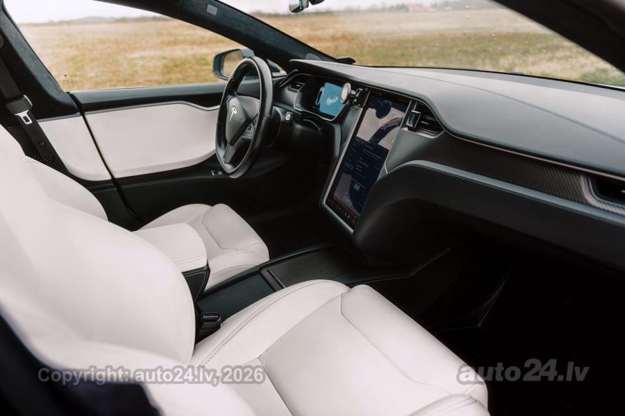 White Tesla Model S 2019 in Tallinn, with an engine capacity of 0.00 L and mileage of 103 thousand km for 30000 €, photo 11 on AUTOMOTO.COM.LV