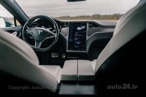 White Tesla Model S 2019 in Tallinn, with an engine capacity of 0.00 L and mileage of 103 thousand km for 30000 €, photo 14 on AUTOMOTO.COM.LV