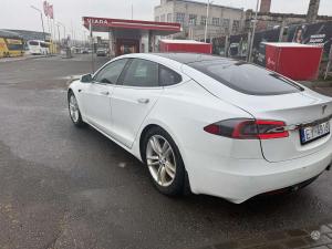 Balts Tesla Model S 2020 Kauņa, ar dzinēja tilpumu 0.00 L un nobraukumu 215 tūkst. km par 21000 €, foto 7 vietnē AUTOMOTO.COM.LV
