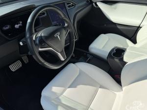 White Tesla Model S 2020 in Avizieniai, with an engine capacity of 0.00 L and mileage of 52 thousand km for 49900 €, photo 19 on AUTOMOTO.COM.LV